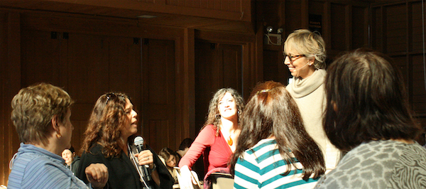 This Extraordinary Moment – Online Retreat with Geneen | Geneen Roth